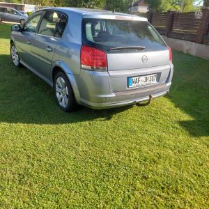 Pelēks Opel Signum 2008 Prienai, ar dzinēja tilpumu 1.91 L un nobraukumu 280 tūkst. km par 1650 €, foto  vietnē AUTOMOTO.COM.LV
