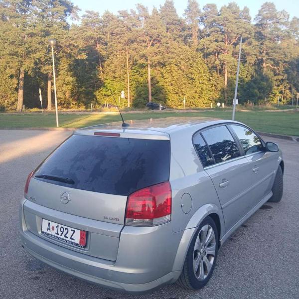 Pelēks Opel Signum 2008 Alīta, ar dzinēja tilpumu 1.91 L un nobraukumu 327 tūkst. km par 1950 €, foto 5 vietnē AUTOMOTO.COM.LV