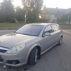 Grey Opel Signum 2008 in Alytus, with an engine capacity of 1.91 L and mileage of 327 thousand km for 1950 €, photo 9 on AUTOMOTO.COM.LV