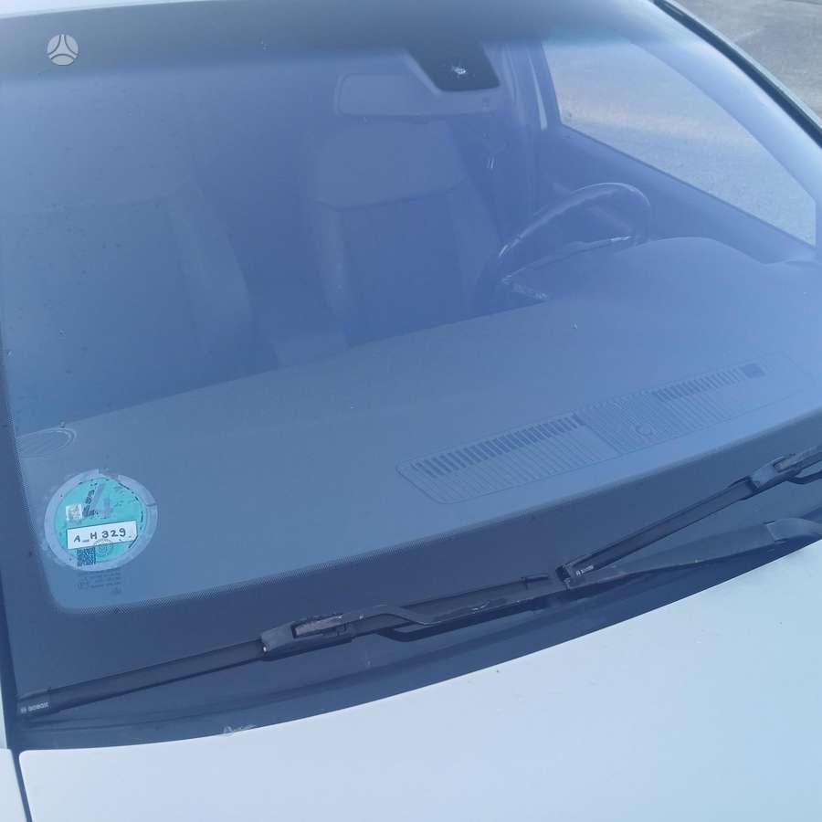 Grey Opel Signum 2008 in Alytus, with an engine capacity of 1.91 L and mileage of 327 thousand km for 1950 €, photo 10 on AUTOMOTO.COM.LV