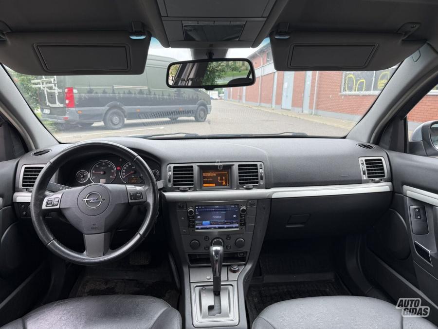 Pelēks Opel Signum 2008 Viļņa, ar dzinēja tilpumu 1.90 L un nobraukumu 413 tūkst. km par 1199 €, foto 15 vietnē AUTOMOTO.COM.LV