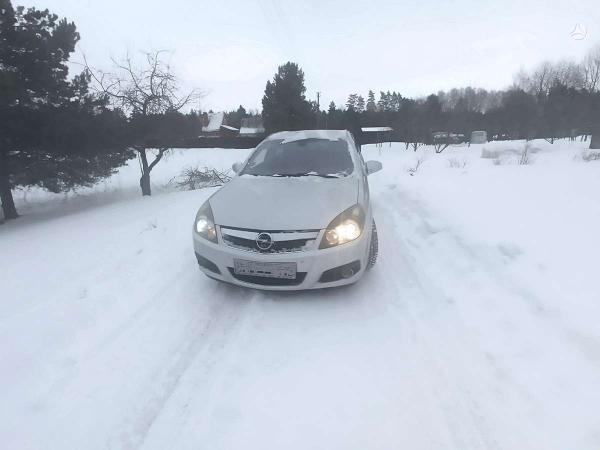 Pelēks Opel Signum 2008 Birštonas, ar dzinēja tilpumu 1.90 L un nobraukumu 319 tūkst. km par 2100 €, foto 1 vietnē AUTOMOTO.COM.LV