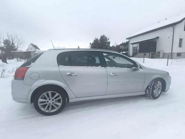 Pelēks Opel Signum 2008 Birštonas, ar dzinēja tilpumu 1.90 L un nobraukumu 319 tūkst. km par 2100 €, foto 7 vietnē AUTOMOTO.COM.LV