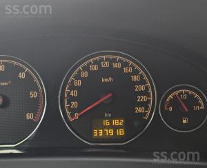 Pelēks Opel Signum 2005 Valmiera, ar dzinēja tilpumu 1.90 L un nobraukumu 338 tūkst. km par 1200 €, foto 10 vietnē AUTOMOTO.COM.LV