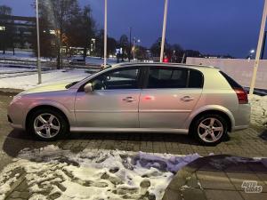 Pelēks Opel Signum 2007 Alīta, ar dzinēja tilpumu 1.90 L un nobraukumu 290 tūkst. km par 1600 €, foto 8 vietnē AUTOMOTO.COM.LV