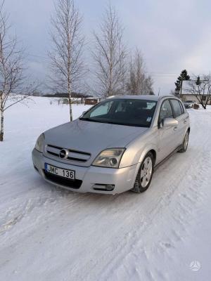 Grey Opel Signum 2004 in Alytus, with an engine capacity of 2.17 L and mileage of 363 thousand km for 999 €, photo  on AUTOMOTO.COM.LV