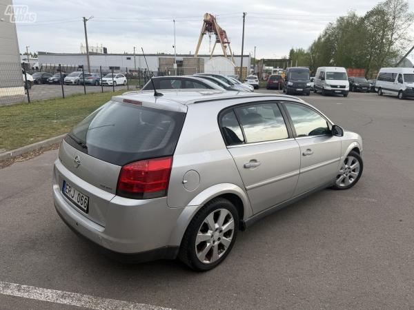 Pelēks Opel Signum 2004 Kauņa, ar dzinēja tilpumu 2.20 L un nobraukumu 320 tūkst. km par 1350 €, foto 4 vietnē AUTOMOTO.COM.LV