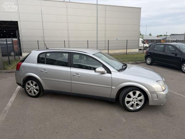 Pelēks Opel Signum 2004 Kauņa, ar dzinēja tilpumu 2.20 L un nobraukumu 320 tūkst. km par 1350 €, foto 5 vietnē AUTOMOTO.COM.LV