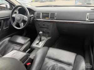 Grey Opel Signum 2004 in Kaunas, with an engine capacity of 2.20 L and mileage of 320 thousand km for 1350 €, photo 8 on AUTOMOTO.COM.LV