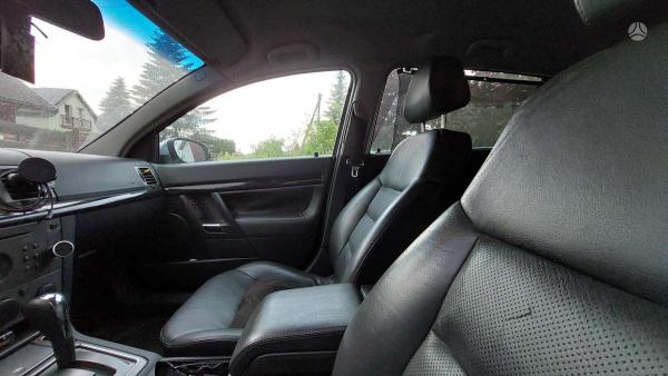 Pelēks Opel Signum 2005 Viļņa, ar dzinēja tilpumu 2.17 L un nobraukumu 240 tūkst. km par 1300 €, foto 1 vietnē AUTOMOTO.COM.LV