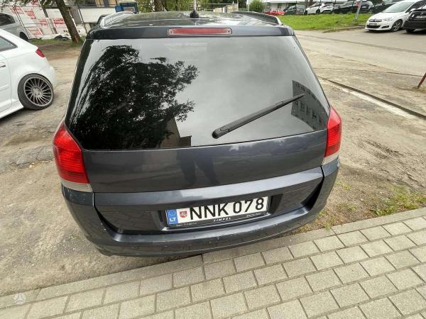 Pelēks Opel Signum 2006 Kauņa, ar dzinēja tilpumu 1.90 L un nobraukumu 348 tūkst. km par 900 €, foto 4 vietnē AUTOMOTO.COM.LV