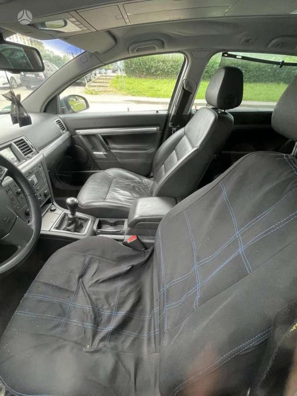 Pelēks Opel Signum 2006 Kauņa, ar dzinēja tilpumu 1.90 L un nobraukumu 348 tūkst. km par 900 €, foto 6 vietnē AUTOMOTO.COM.LV