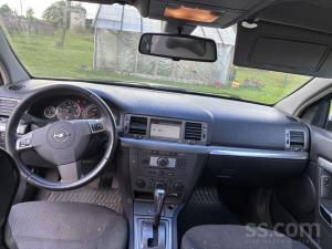 Pelēks Opel Signum 2006 Talsi, ar dzinēja tilpumu 1.90 L un nobraukumu 292 tūkst. km par 1500 €, foto 7 vietnē AUTOMOTO.COM.LV