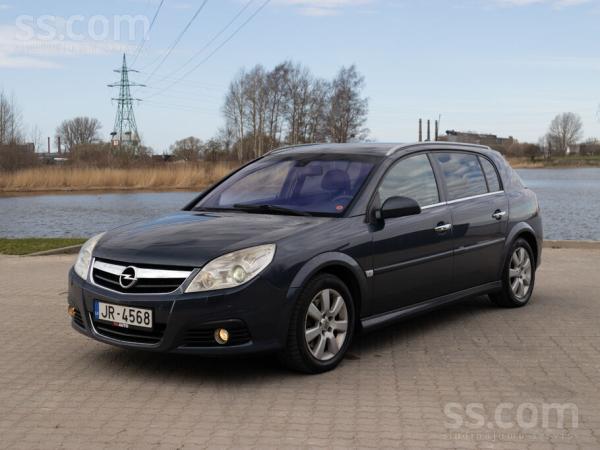 Pelēks Opel Signum 2007 Liepāja, ar dzinēja tilpumu 3.00 L un nobraukumu 293 tūkst. km par 2200 €, foto 3 vietnē AUTOMOTO.COM.LV