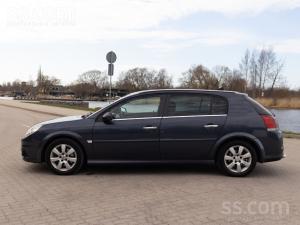 Pelēks Opel Signum 2007 Liepāja, ar dzinēja tilpumu 3.00 L un nobraukumu 293 tūkst. km par 2200 €, foto 5 vietnē AUTOMOTO.COM.LV