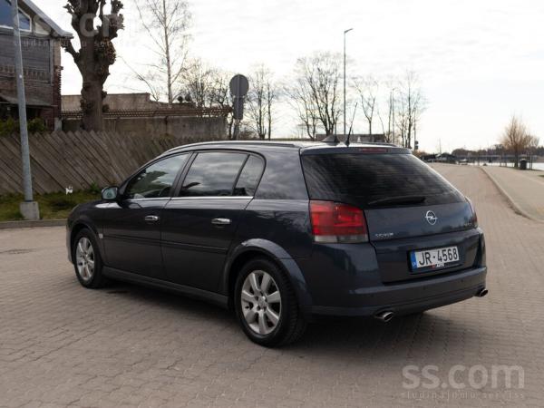Pelēks Opel Signum 2007 Liepāja, ar dzinēja tilpumu 3.00 L un nobraukumu 293 tūkst. km par 2200 €, foto 5 vietnē AUTOMOTO.COM.LV