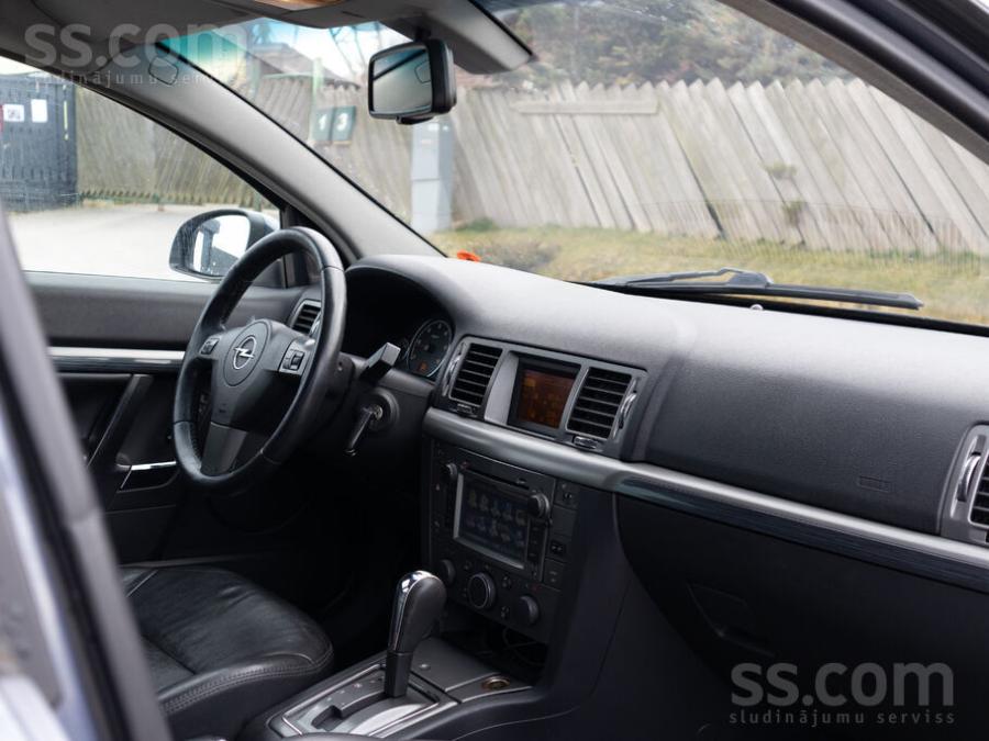 Pelēks Opel Signum 2007 Liepāja, ar dzinēja tilpumu 3.00 L un nobraukumu 293 tūkst. km par 2200 €, foto 16 vietnē AUTOMOTO.COM.LV