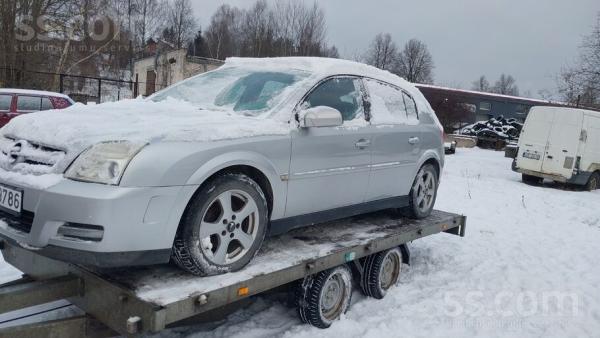 Opel Signum 2003 Jelgava, ar dzinēja tilpumu 2.00 L un nobraukumu 281 tūkst. km par 550 €, foto 3 vietnē AUTOMOTO.COM.LV