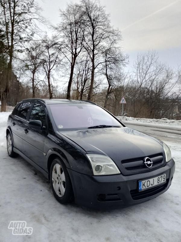 Opel Signum 2003 in Kaunas, with an engine capacity of 2.20 L and mileage of 390 thousand km for 550 €, photo 2 on AUTOMOTO.COM.LV
