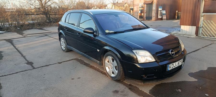 Opel Signum 2003 in Panevezys, with an engine capacity of 2.20 L and mileage of 352 thousand km for 550 €, photo 3 on AUTOMOTO.COM.LV