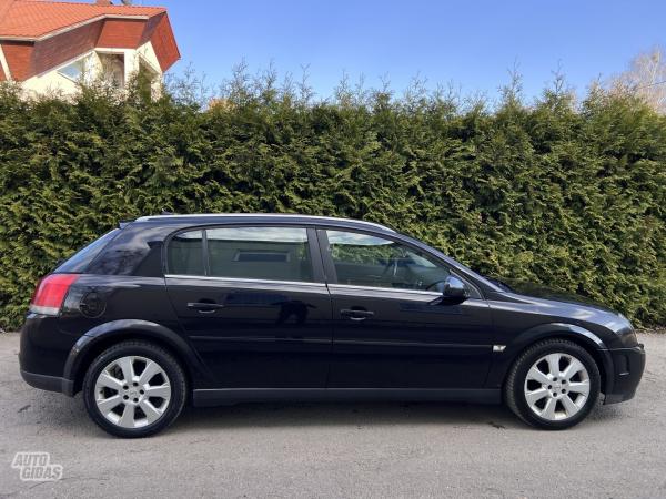Opel Signum 2003 Alīta, ar dzinēja tilpumu 2.20 L un nobraukumu 445 tūkst. km par 850 €, foto 2 vietnē AUTOMOTO.COM.LV