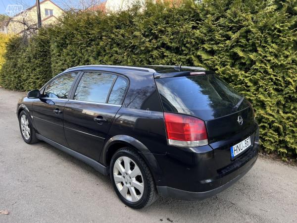 Opel Signum 2003 Alīta, ar dzinēja tilpumu 2.20 L un nobraukumu 445 tūkst. km par 850 €, foto 5 vietnē AUTOMOTO.COM.LV