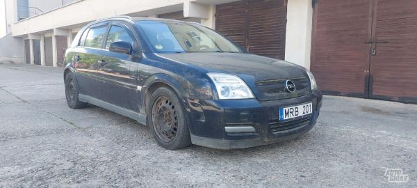 Opel Signum 2003 Viļņa, ar dzinēja tilpumu 2.20 L un nobraukumu 230 tūkst. km par 390 €, foto 3 vietnē AUTOMOTO.COM.LV