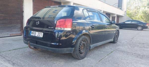 Opel Signum 2003 Viļņa, ar dzinēja tilpumu 2.20 L un nobraukumu 230 tūkst. km par 390 €, foto 4 vietnē AUTOMOTO.COM.LV
