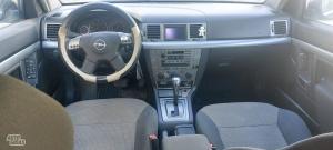 Opel Signum 2003 Viļņa, ar dzinēja tilpumu 2.20 L un nobraukumu 230 tūkst. km par 390 €, foto 7 vietnē AUTOMOTO.COM.LV
