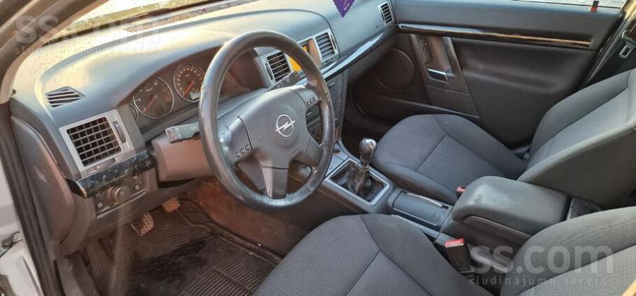 Opel Signum 2003 Valmiera, ar dzinēja tilpumu 2.20 L un nobraukumu 289 tūkst. km par 1400 €, foto 9 vietnē AUTOMOTO.COM.LV
