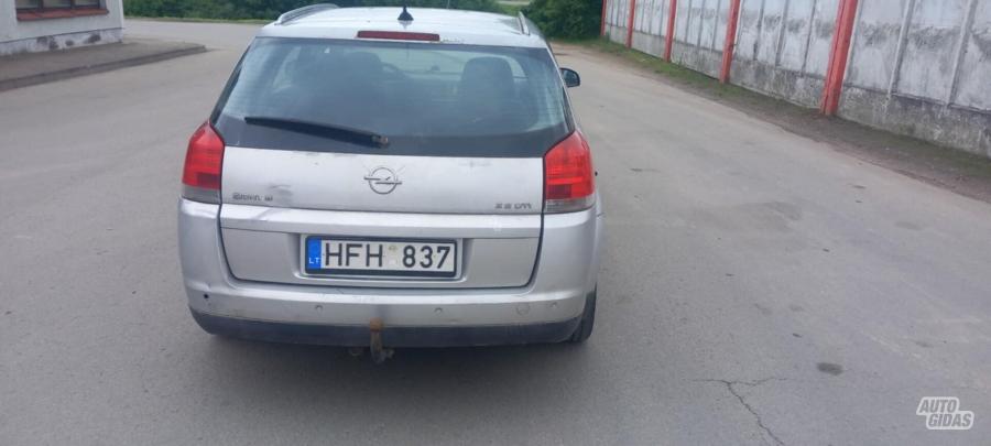 Opel Signum 2003 in Vilnius, with an engine capacity of 2.20 L and mileage of 291 thousand km for 440 €, photo 4 on AUTOMOTO.COM.LV