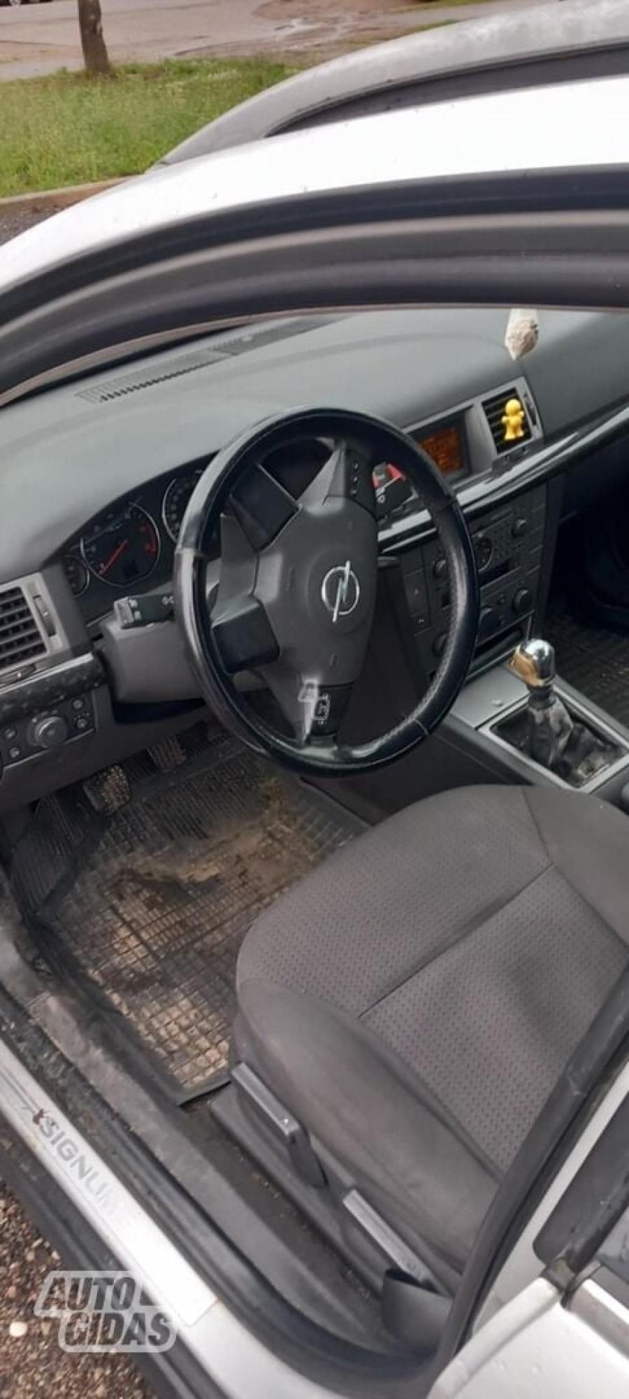 Opel Signum 2003 in Vilnius, with an engine capacity of 2.20 L and mileage of 291 thousand km for 440 €, photo 6 on AUTOMOTO.COM.LV
