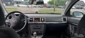Opel Signum 2003 in Vilnius, with an engine capacity of 2.20 L and mileage of 291 thousand km for 440 €, photo 5 on AUTOMOTO.COM.LV