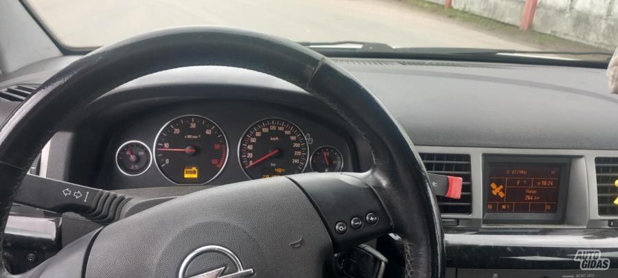 Opel Signum 2003 in Vilnius, with an engine capacity of 2.20 L and mileage of 291 thousand km for 440 €, photo 9 on AUTOMOTO.COM.LV