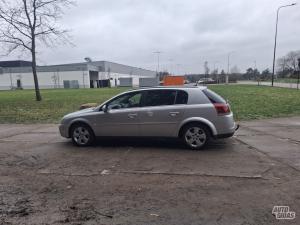 Opel Signum 2004 Viļņa, ar dzinēja tilpumu 1.90 L un nobraukumu 350 tūkst. km par 790 €, foto 8 vietnē AUTOMOTO.COM.LV