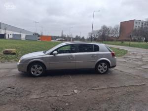 Opel Signum 2004 in Vilnius, with an engine capacity of 1.90 L and mileage of 400 thousand km for 790 €, photo 8 on AUTOMOTO.COM.LV