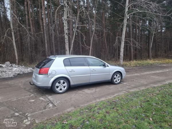 Opel Signum 2004 Viļņa, ar dzinēja tilpumu 1.90 L un nobraukumu 400 tūkst. km par 790 €, foto 5 vietnē AUTOMOTO.COM.LV