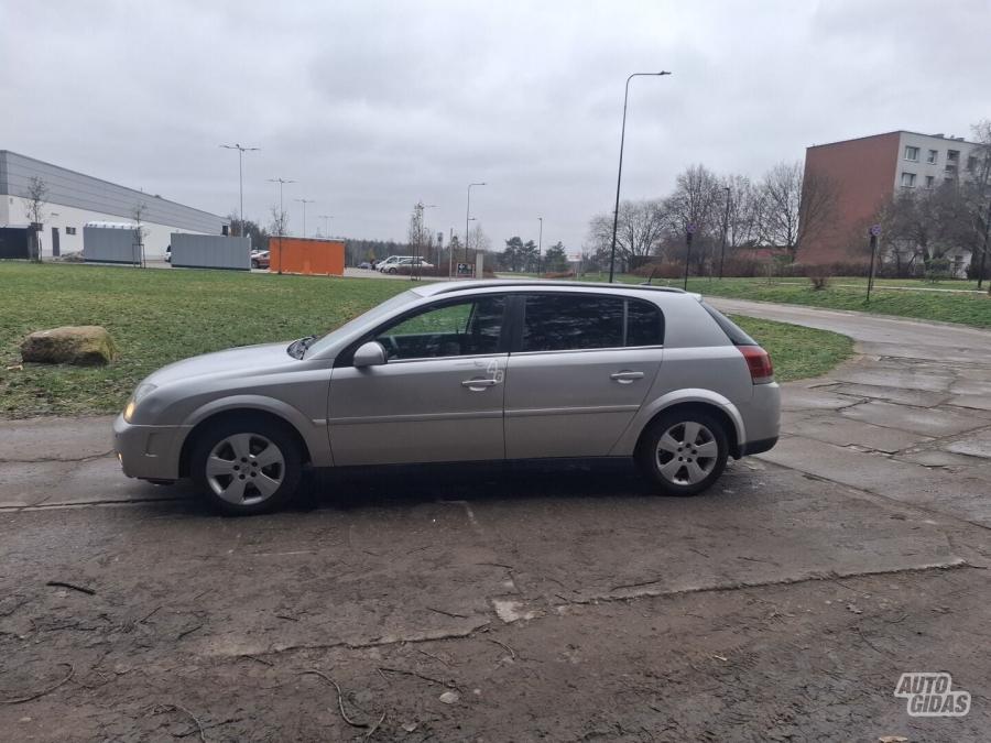 Opel Signum 2004 Viļņa, ar dzinēja tilpumu 1.90 L un nobraukumu 400 tūkst. km par 790 €, foto 7 vietnē AUTOMOTO.COM.LV