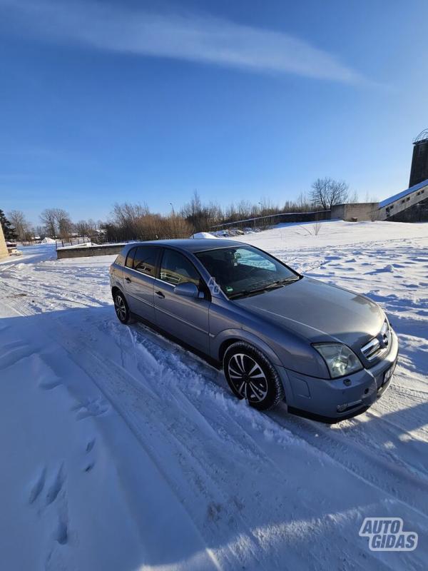 Opel Signum 2004 Šakiai, ar dzinēja tilpumu 1.90 L un nobraukumu 26 tūkst. km par 550 €, foto 2 vietnē AUTOMOTO.COM.LV