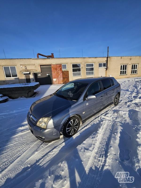 Opel Signum 2004 Šakiai, ar dzinēja tilpumu 1.90 L un nobraukumu 26 tūkst. km par 550 €, foto 3 vietnē AUTOMOTO.COM.LV