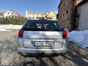 Opel Signum 2004 in Vilnius, with an engine capacity of 1.90 L and mileage of 353 thousand km for 1150 €, photo 5 on AUTOMOTO.COM.LV