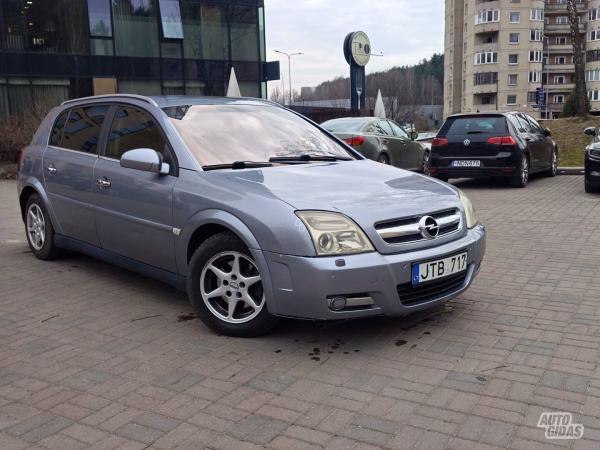 Opel Signum 2004 Viļņa, ar dzinēja tilpumu 1.90 L un nobraukumu 285 tūkst. km par 1500 €, foto 2 vietnē AUTOMOTO.COM.LV