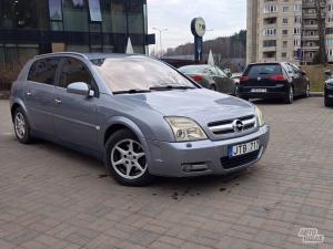 Opel Signum 2004 Viļņa, ar dzinēja tilpumu 1.90 L un nobraukumu 285 tūkst. km par 1500 €, foto 3 vietnē AUTOMOTO.COM.LV