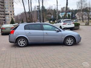 Opel Signum 2004 Viļņa, ar dzinēja tilpumu 1.90 L un nobraukumu 285 tūkst. km par 1500 €, foto 4 vietnē AUTOMOTO.COM.LV