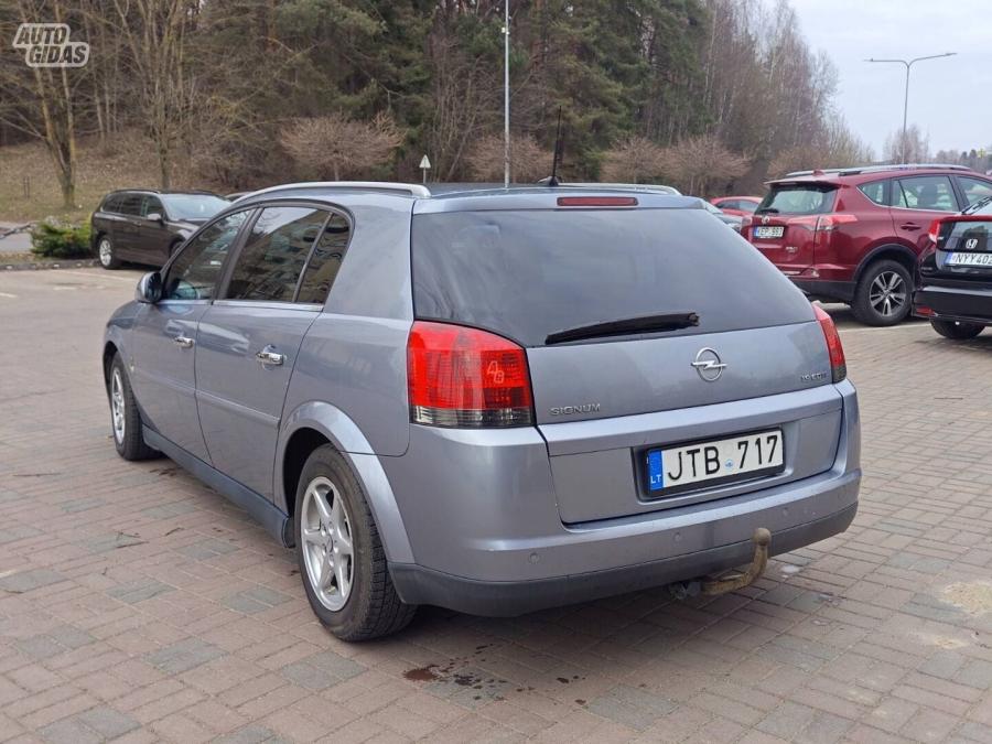 Opel Signum 2004 Viļņa, ar dzinēja tilpumu 1.90 L un nobraukumu 285 tūkst. km par 1500 €, foto 6 vietnē AUTOMOTO.COM.LV