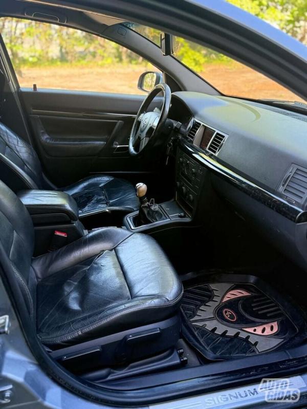 Opel Signum 2004 in Silute, with an engine capacity of 1.90 L and mileage of 350 thousand km for 780 €, photo 6 on AUTOMOTO.COM.LV
