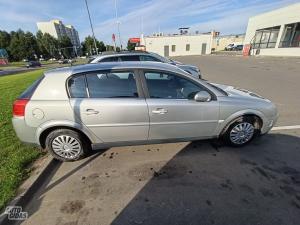Opel Signum 2004 in Kaunas, with an engine capacity of 2.20 L and mileage of 210 thousand km for 550 €, photo 4 on AUTOMOTO.COM.LV
