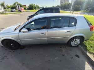 Opel Signum 2004 in Kaunas, with an engine capacity of 2.20 L and mileage of 210 thousand km for 550 €, photo 8 on AUTOMOTO.COM.LV