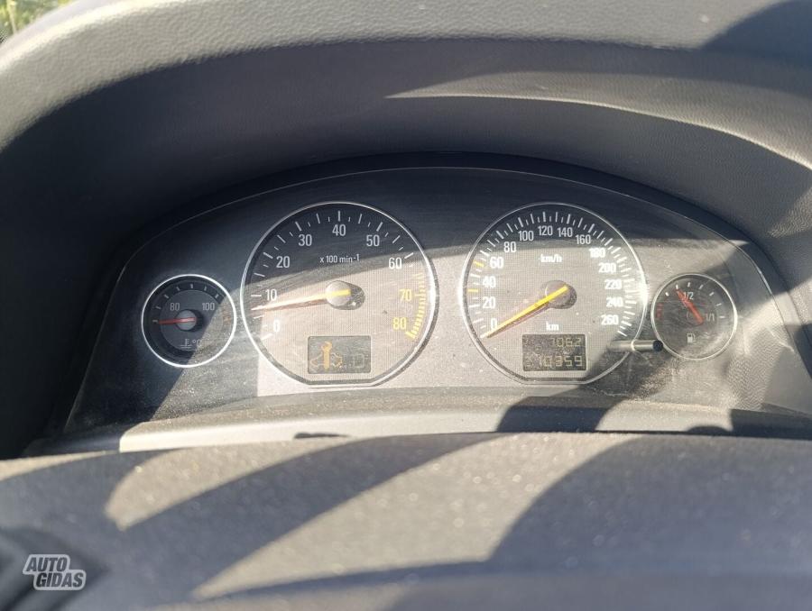 Opel Signum 2004 in Kaunas, with an engine capacity of 2.20 L and mileage of 210 thousand km for 550 €, photo 10 on AUTOMOTO.COM.LV