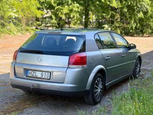 Opel Signum 2004 in Silute, with an engine capacity of 1.90 L and mileage of 350 thousand km for 750 €, photo 5 on AUTOMOTO.COM.LV